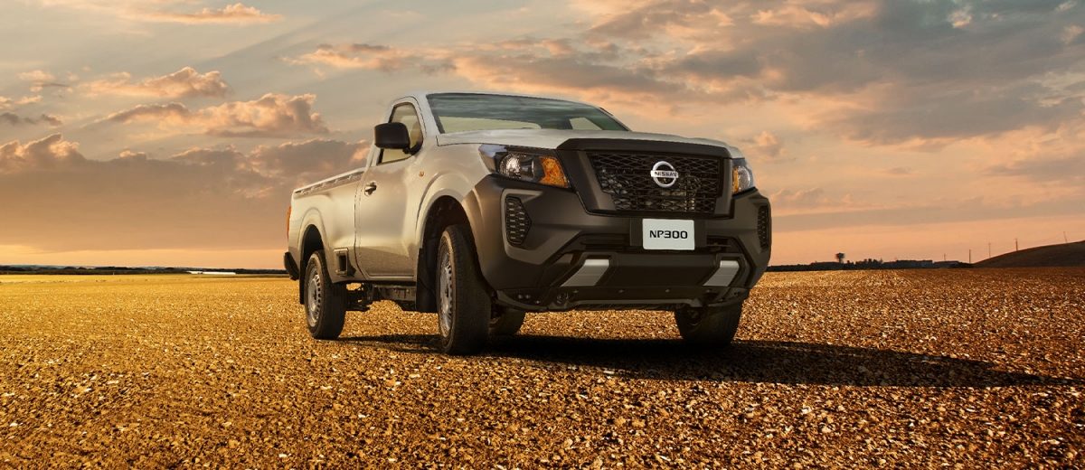 Nissan Frontier vs NP300: ¿Cuál es la pickup ideal para tu empresa?