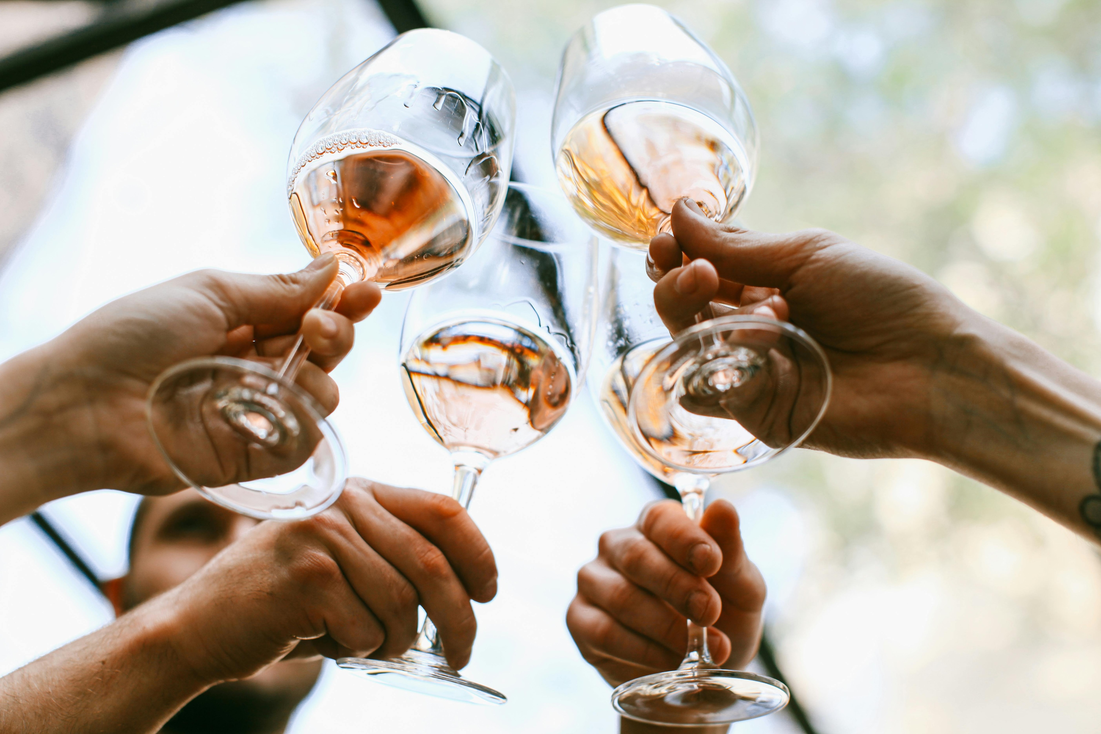 Master the Art of Wine Tasting Etiquette: An Informative Guide