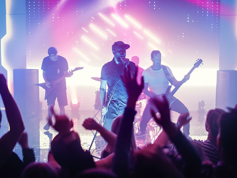 Experience New Haven's Vibrant Nightlife | New Haven Hotel