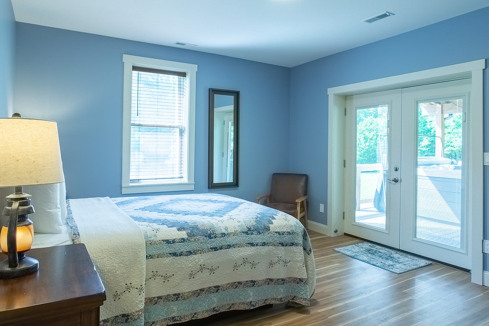 Deluxe Ames House| Adventures on the Gorge