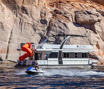 Bullfrog Marina Lake Powell | Lake Powell Resorts & Marinas