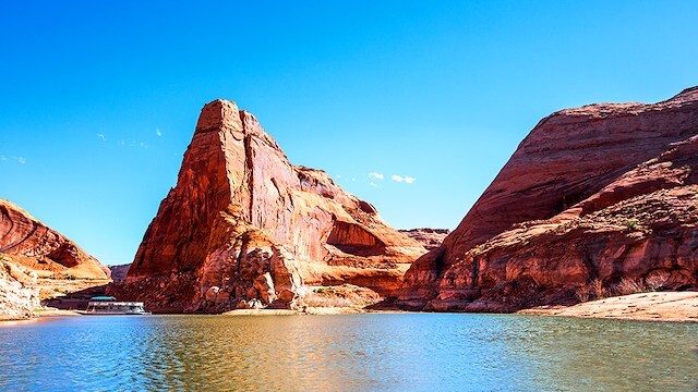 North Lake Powell Things to Do | Lake Powell Resorts & Marinas