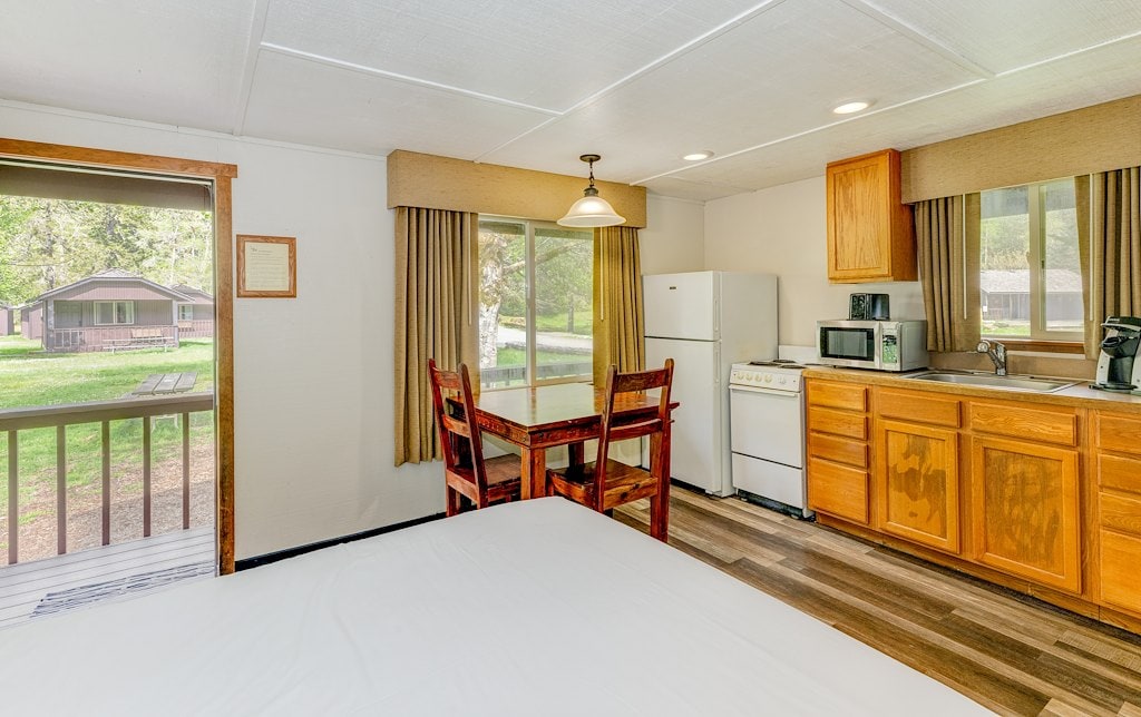 Port Angeles Resorts in Olympic Peninsula | Sol Duc Hot Springs Resort