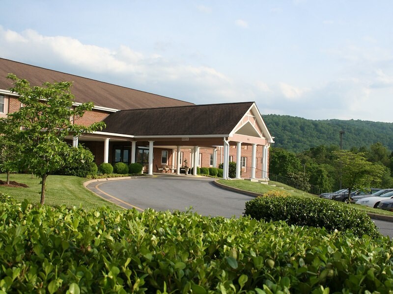 Senior Living in Manassas, VA - Commonwealth Senior Living at Manassas