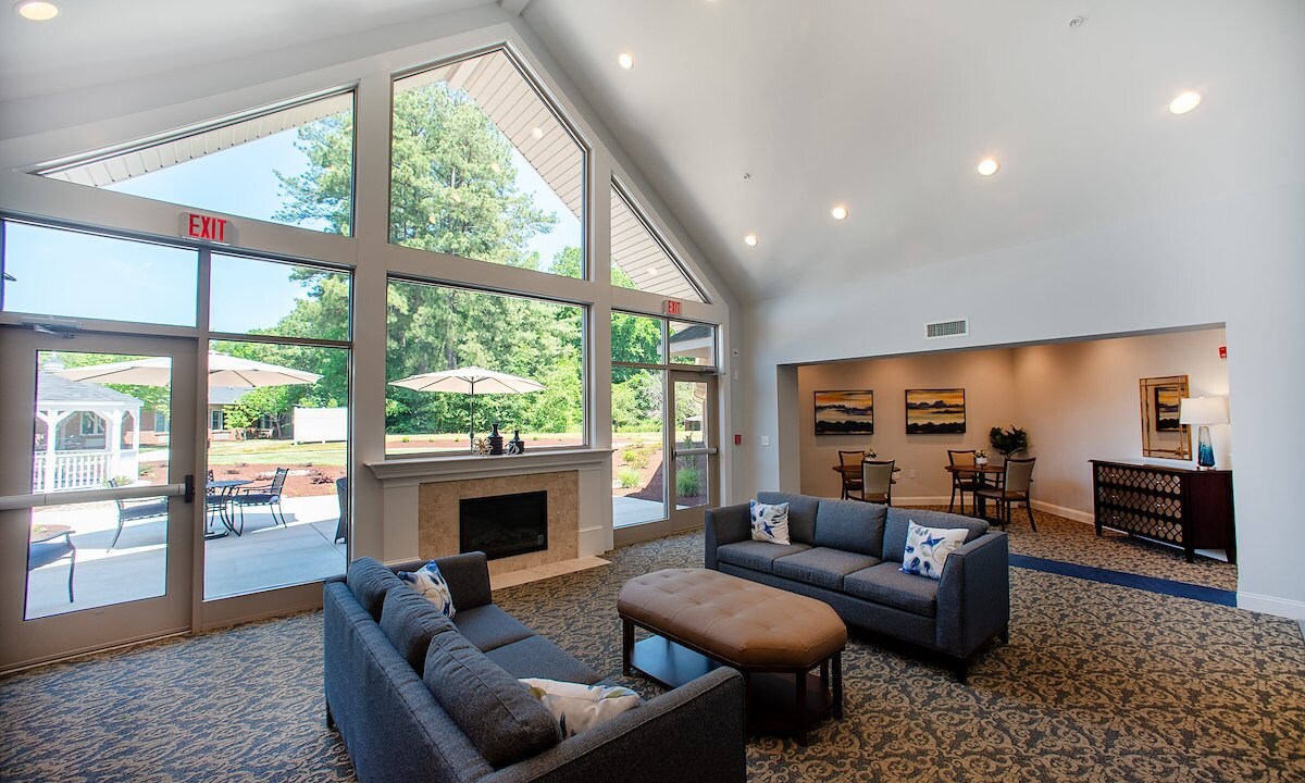 South Boston Senior Care | Commonwealth Senior Living