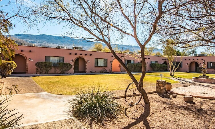 Experience Stargazing in Tucson at Tanque Verde Ranch