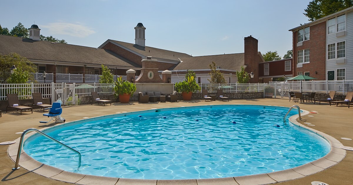 Athens Hotels with Pools | Ohio University Inn and Conference Center