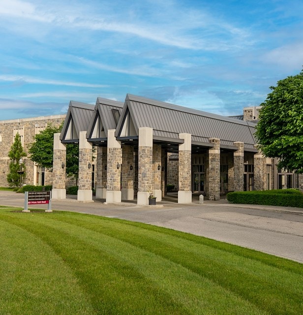 Where to stay for Virginia Tech graduation | The Inn at Virginia Tech