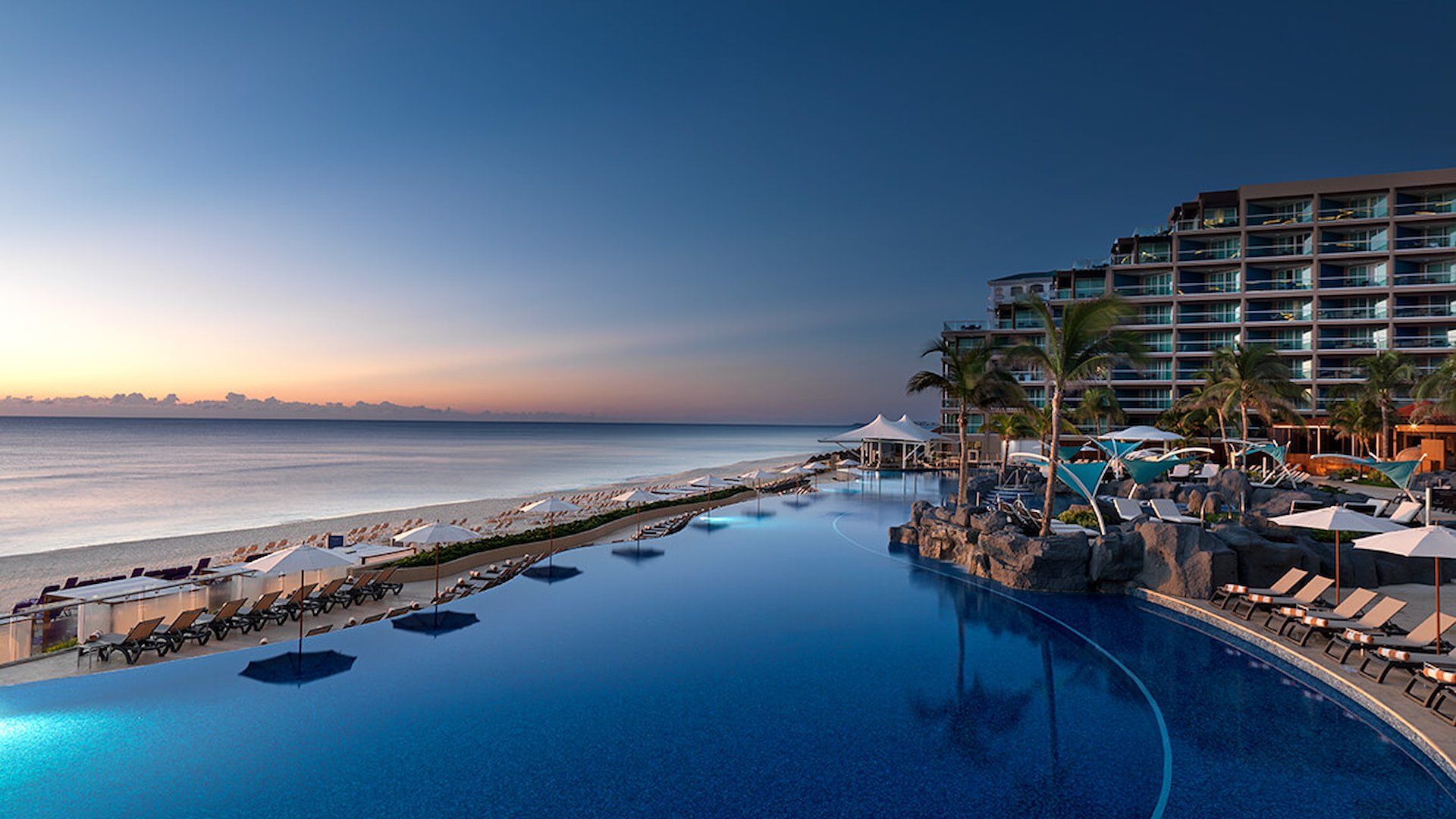 Hard Rock Hotel Cancun Wedding Packages | Destination Weddings