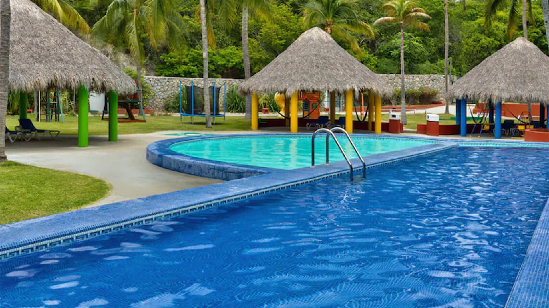 Las Brisas Huatulco Wedding Packages | Destination Weddings