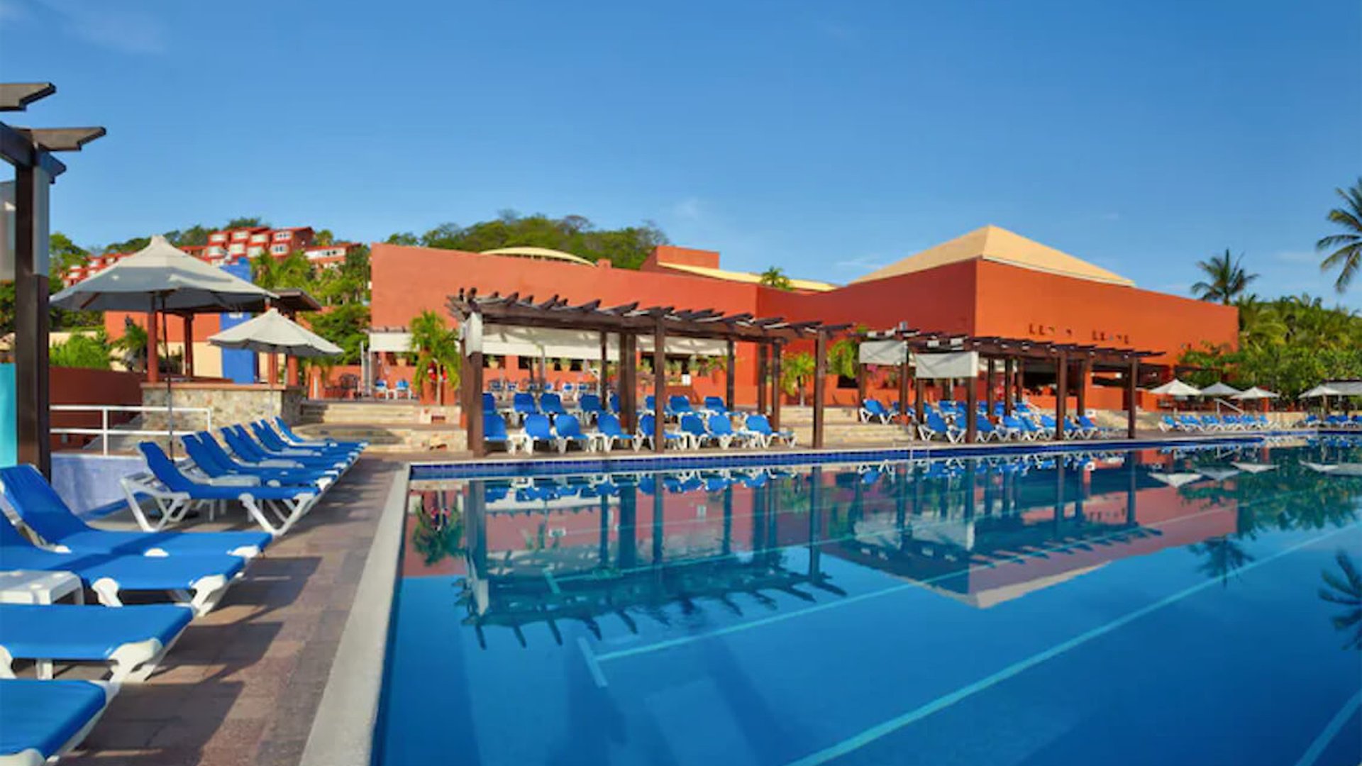 Las Brisas Huatulco Wedding Packages | Destination Weddings