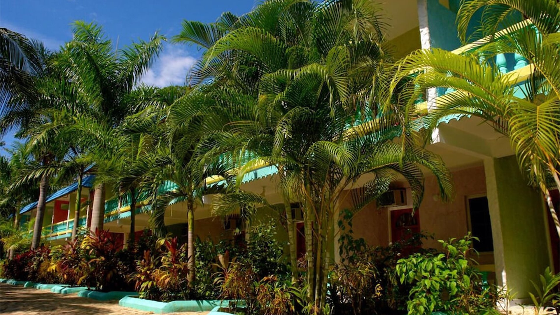 Legends Beach Resort Negril Wedding Packages | Destination Weddings