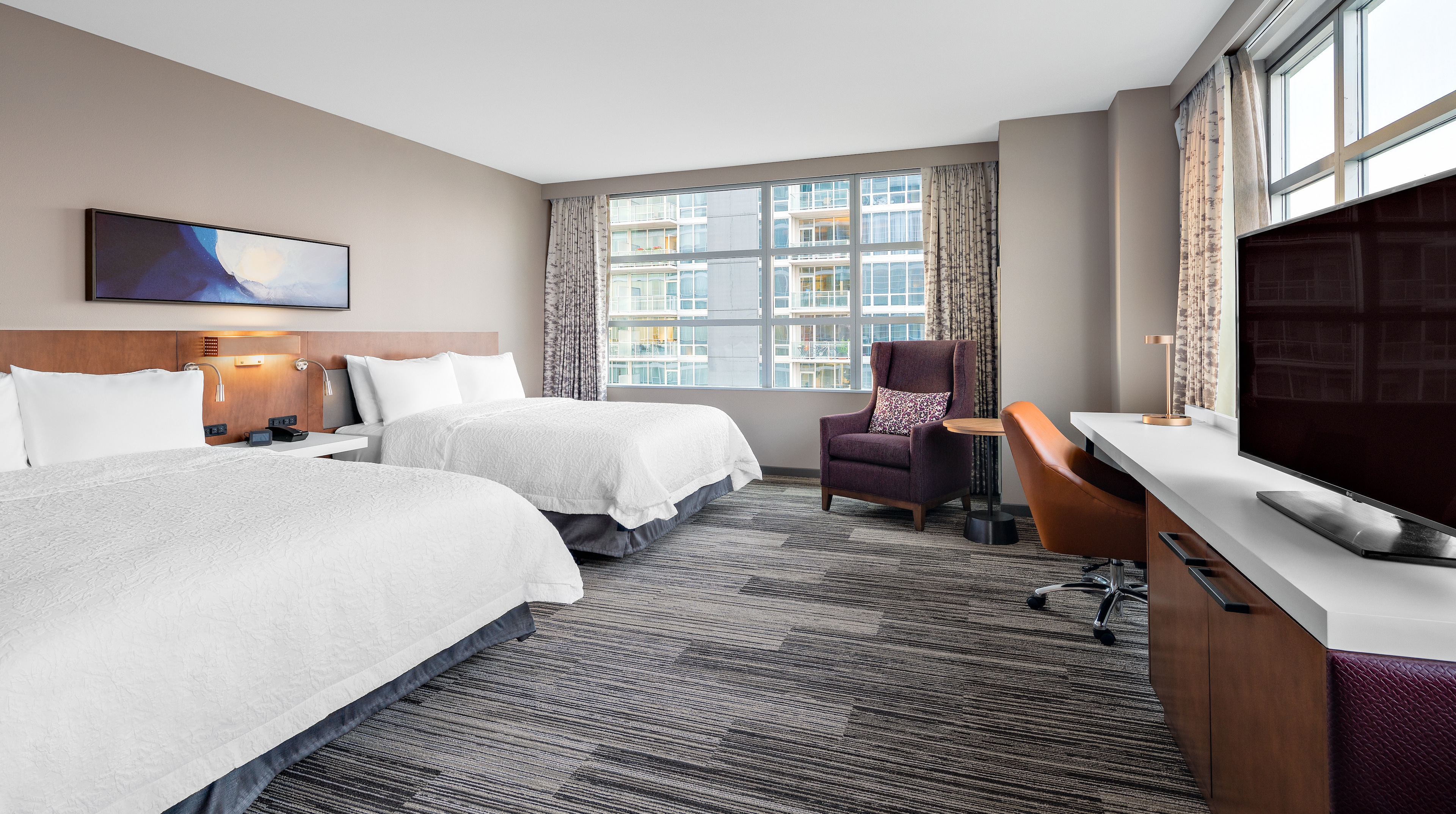 Chicago McCormick Place Hotel | Hiltons by McCormick Place
