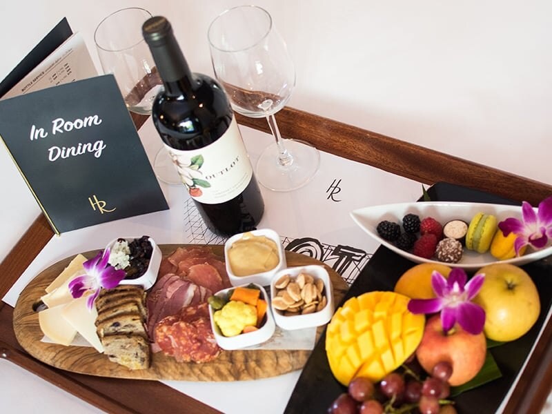 Los Angeles Restaurants and Bars | The Hollywood Roosevelt