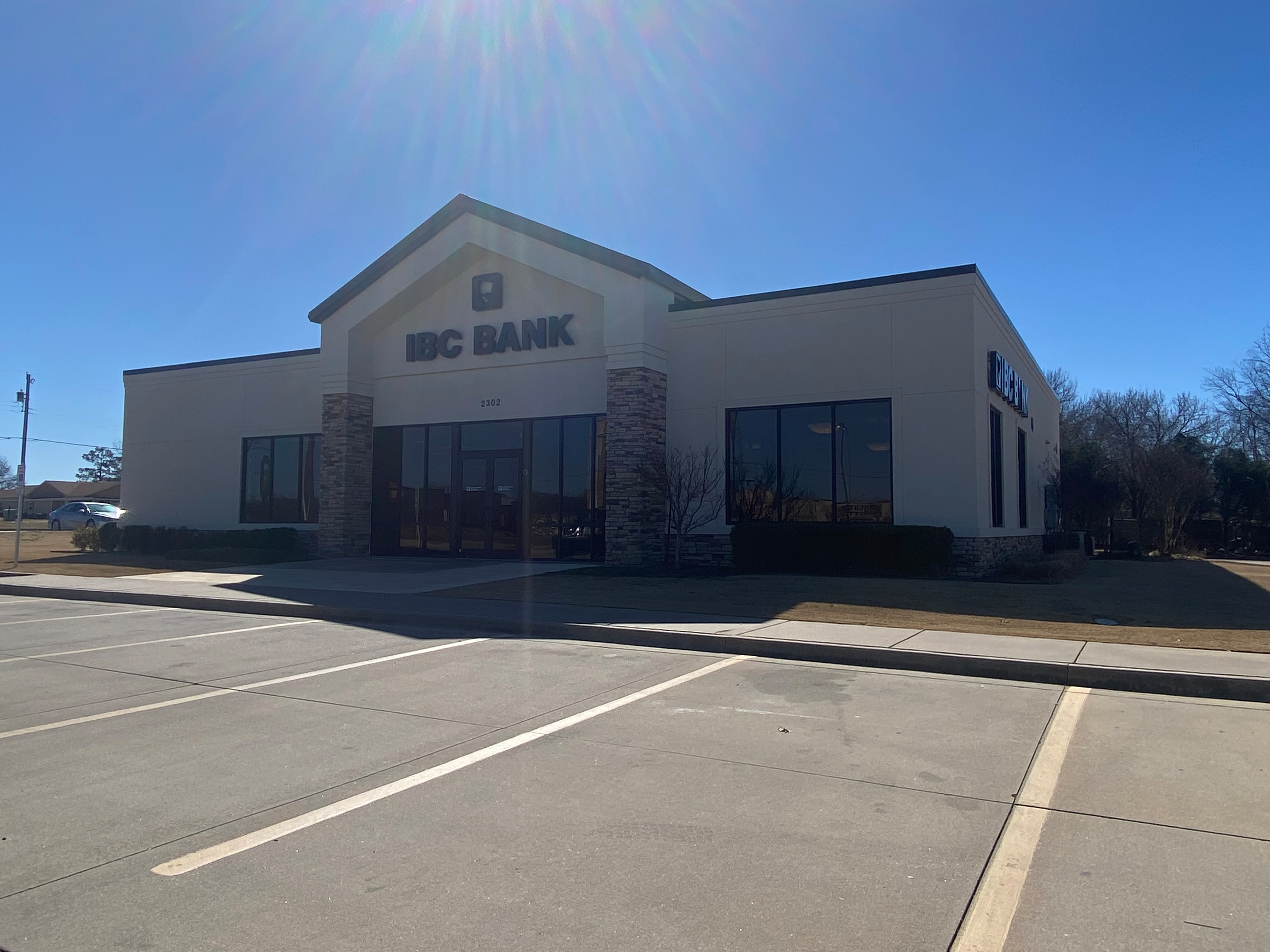 Welcome to IBC Bank at 2302 12TH Ave. N.W., Ardmore, OK.