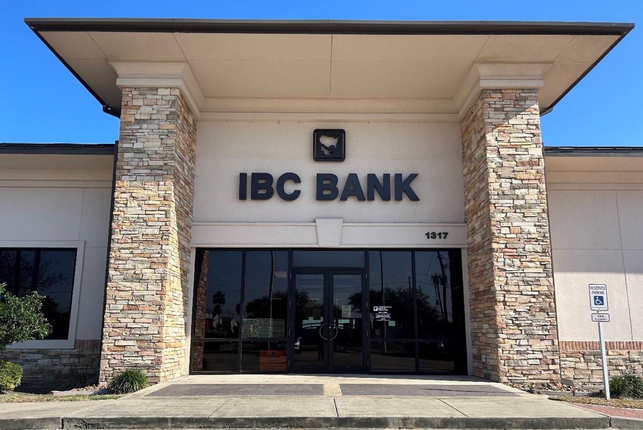 Welcome to IBC Bank at 1317 Waldron Rd., Corpus Christi, TX.