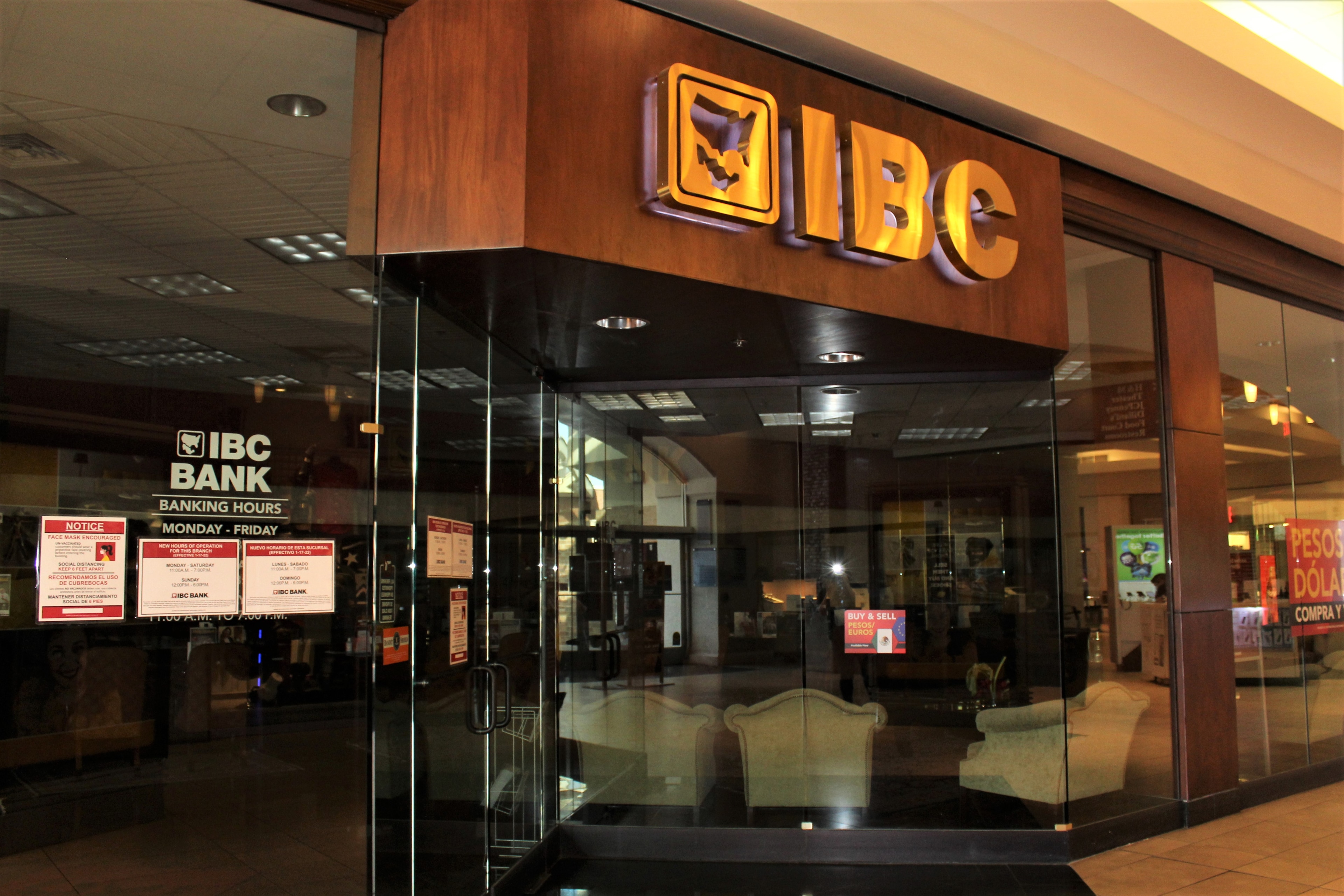 Welcome to IBC Bank at 5300 San Dario Ave., #440D, Laredo, TX.