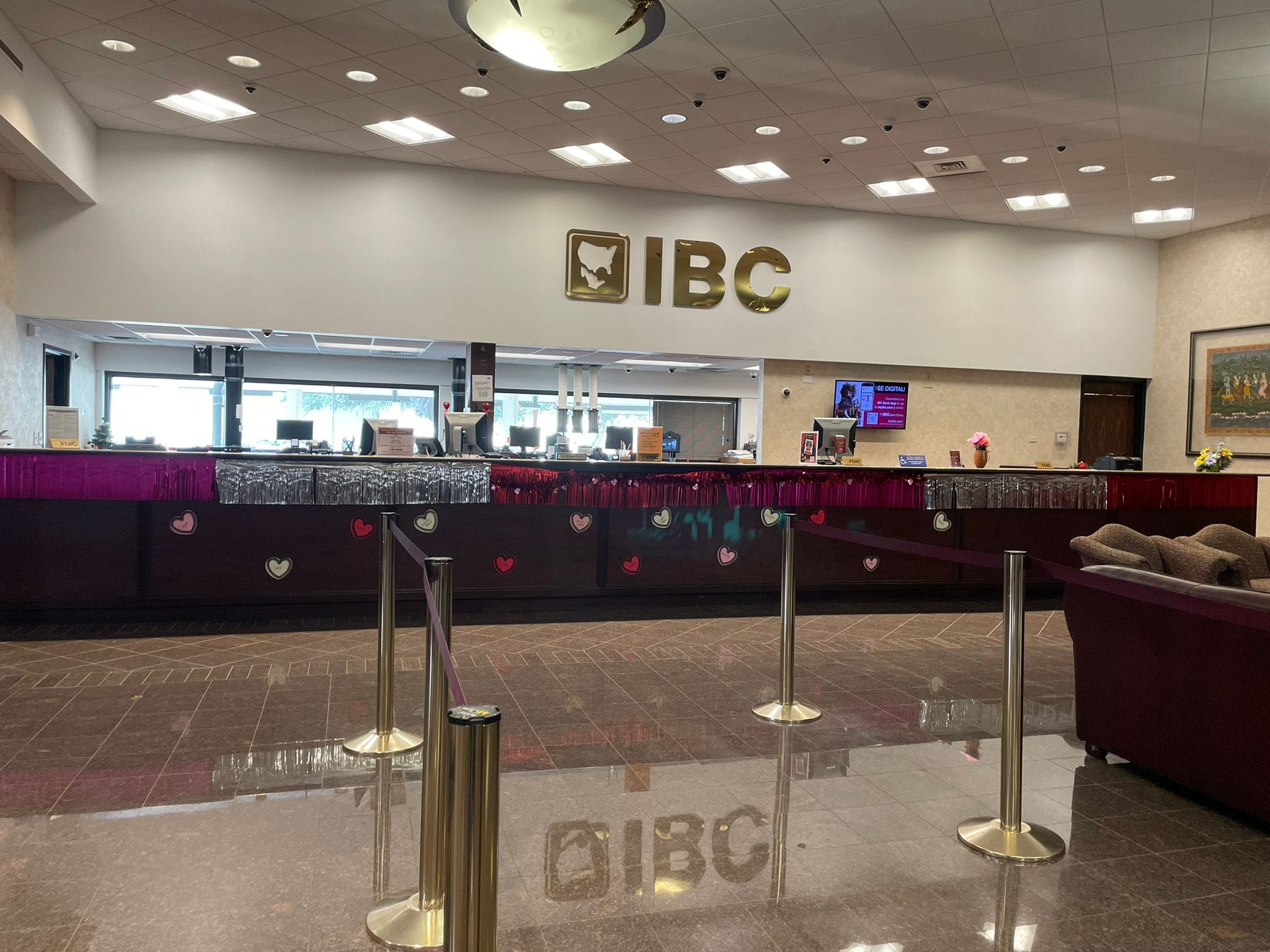 Welcome to IBC Bank at 4015 E HWY 83, Rio Grande City, TX.
