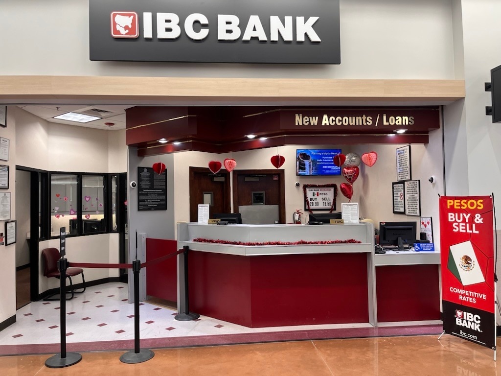 Welcome to IBC Bank at 1401 W HWY 100, Port Isabel, TX.