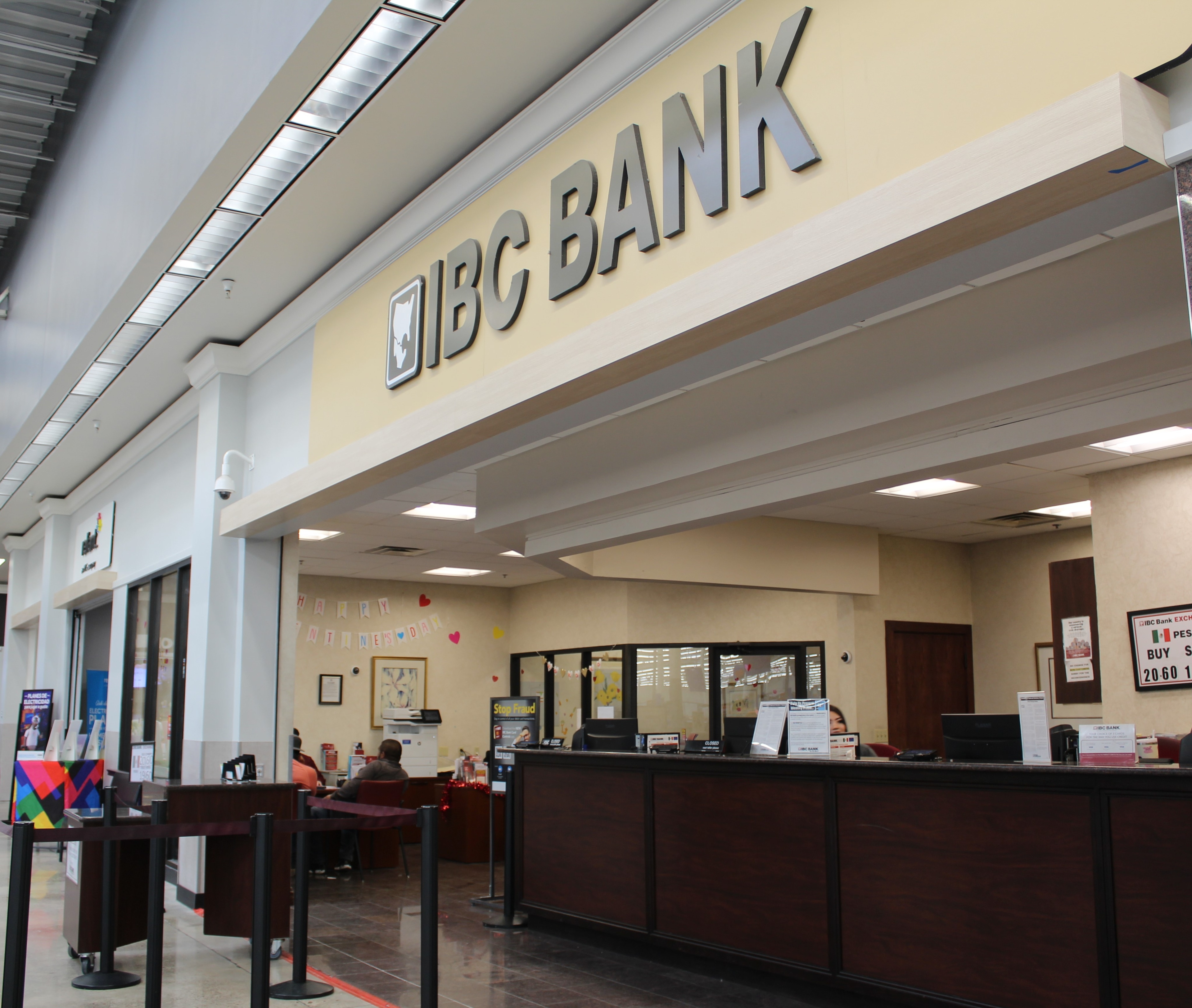 Welcome to IBC Bank at 2320 Bob Bullock Loop, #20, Laredo, TX.