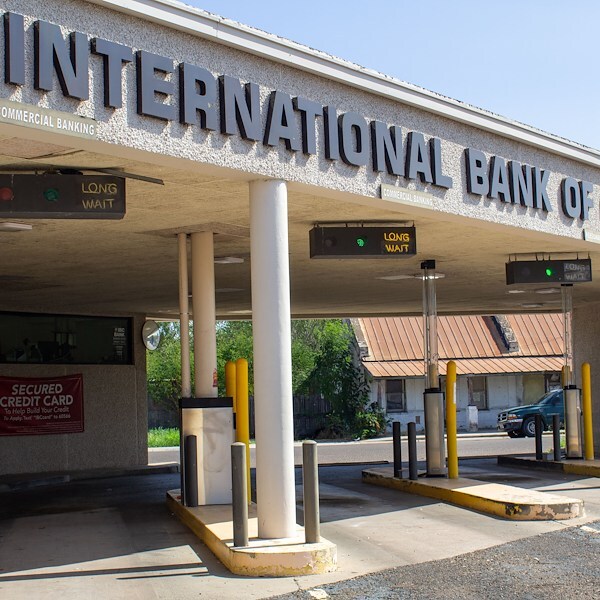 Welcome to IBC Bank at 1320 San Dario Ave., Laredo, TX.