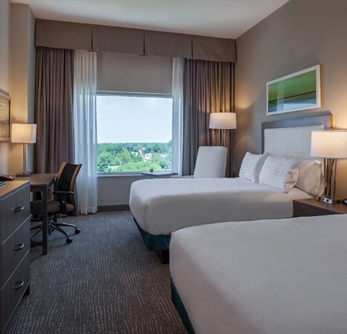 Cleveland, OH Hotel Accommodations | Holiday Inn Cleveland Clinic
