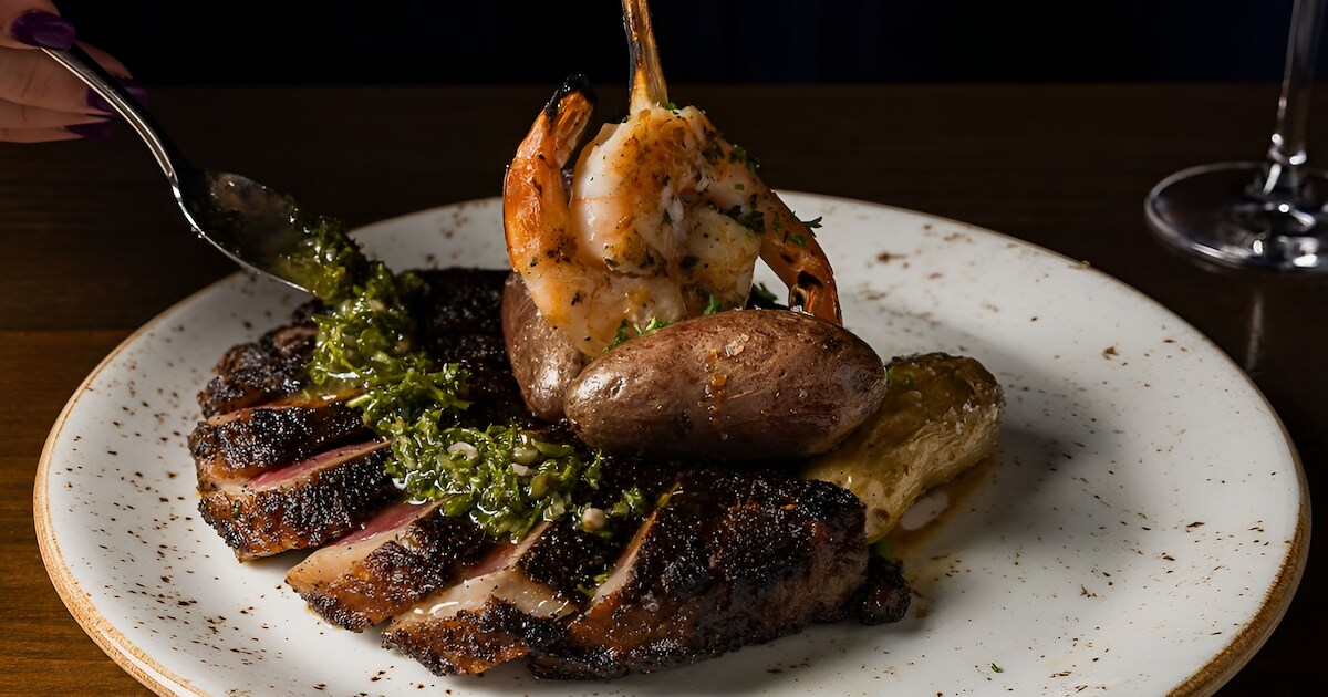 Downtown Phoenix Dining - Blue Hound Kitchen & Cocktails