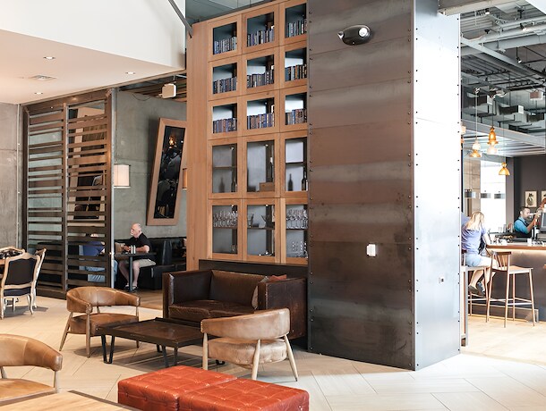 Restaurants Near Footprint Center - Blue Hound Kitchen & Cocktails