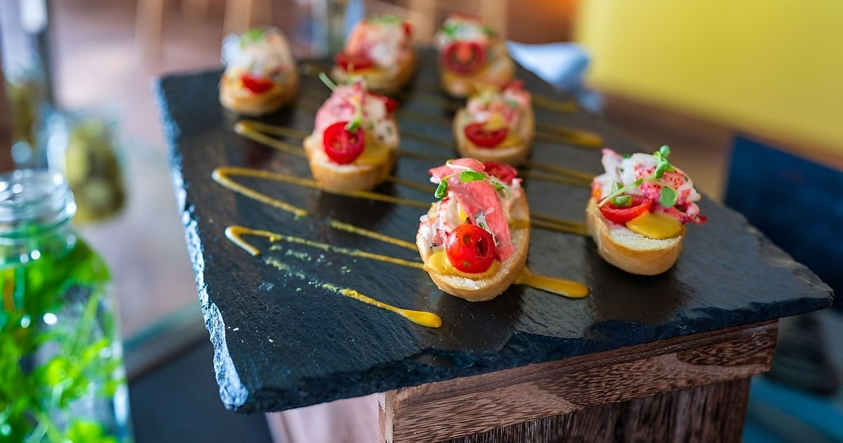 Rooftop Bars in Charlotte, NC - Merchant + Trade