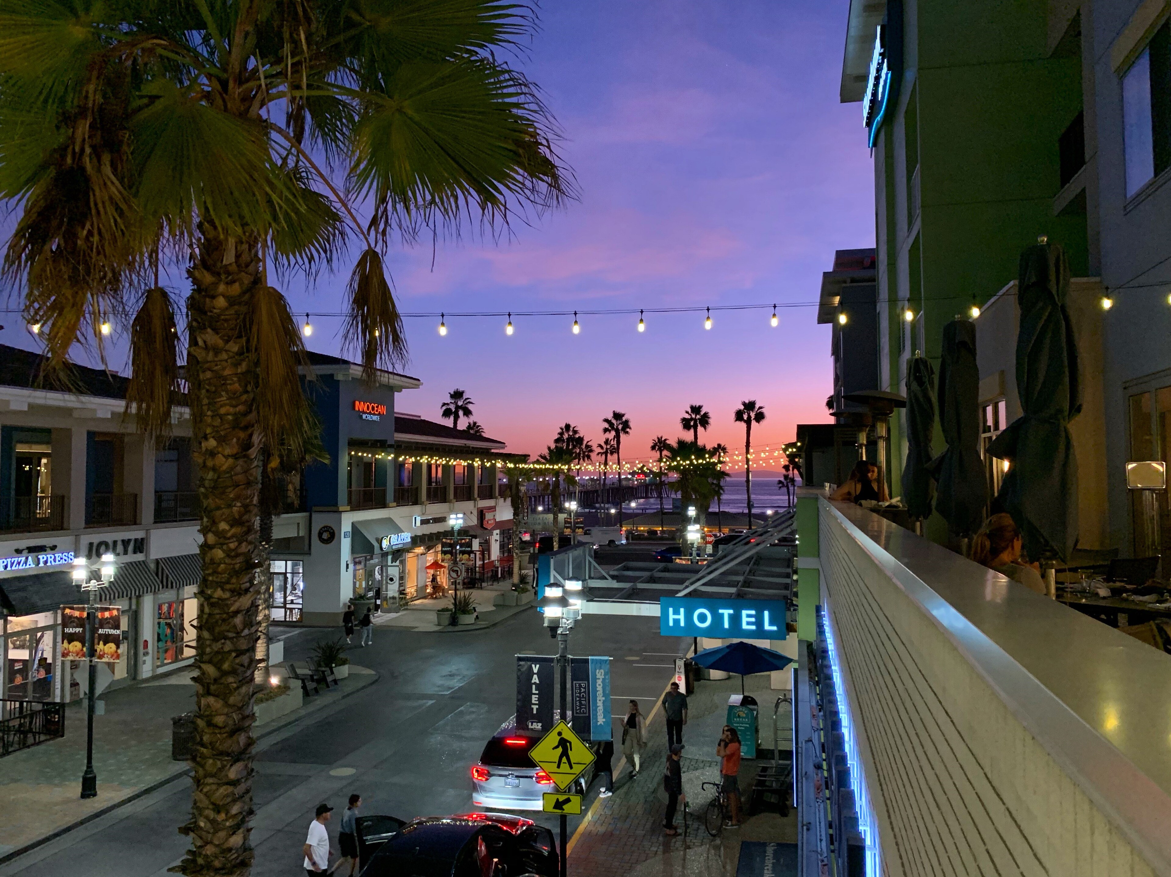 HB Pier Restaurants - Pacific Hideaway