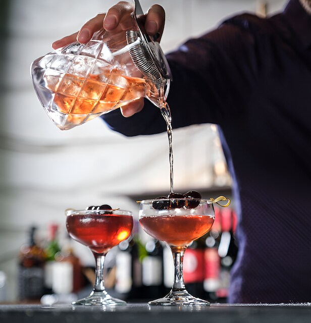 Stratus Lounge | Premier Rooftop Bars in Philadelphia