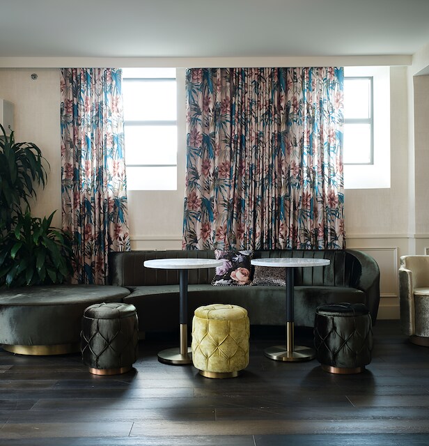 Private Dining in Philadelphia | Stratus Lounge