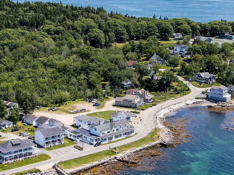 Bluebird Ocean Point Inn - On a Lark Loyalty Program Sign Up