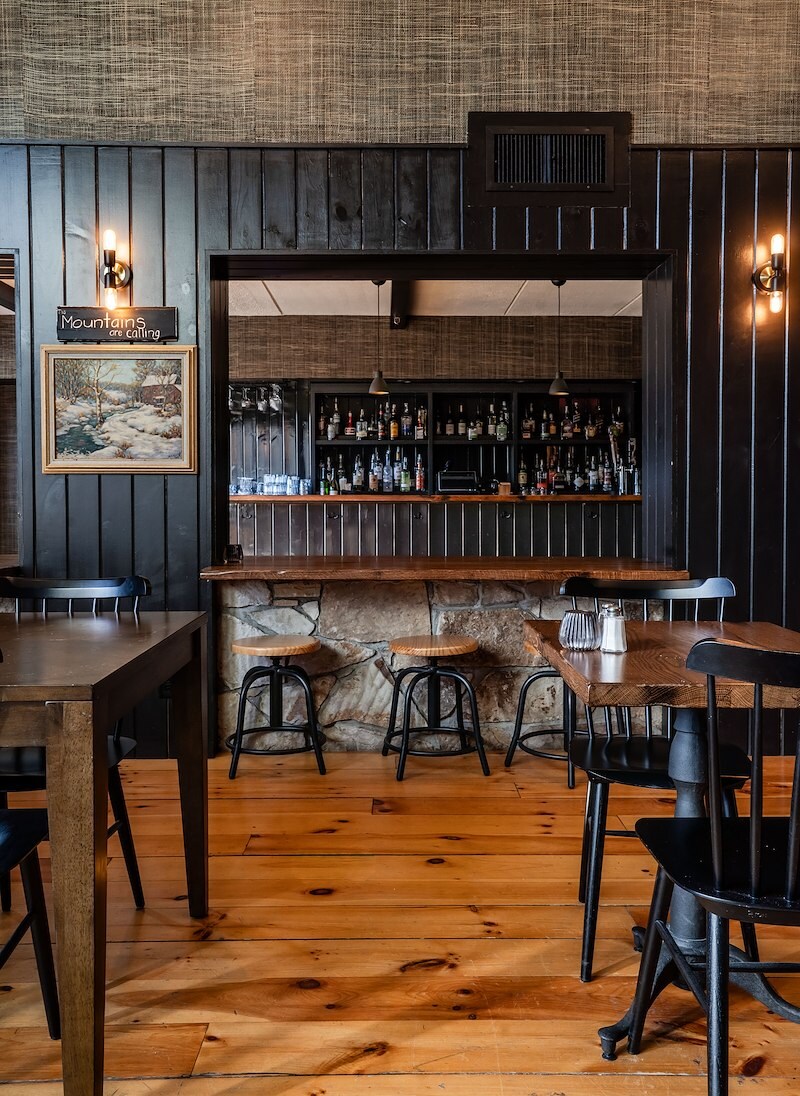 Bluebird Hunter Lodge - Special Offers | Hunter Lodge, a Bluebird by ...