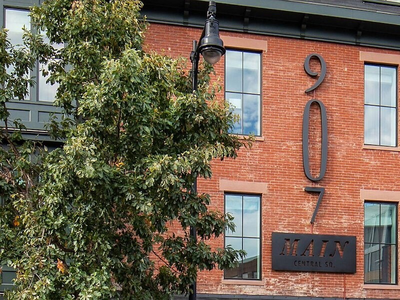 Lark Hotels 907 Main - On a Lark Loyalty Program Sign Up