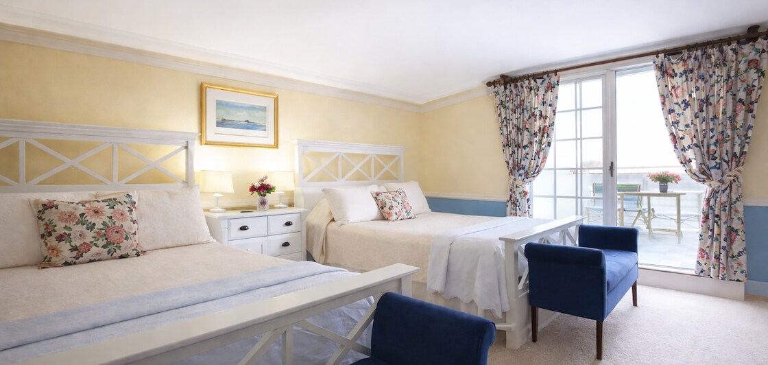 Queen Anne Inn - Historic hotel in Chatham, MA