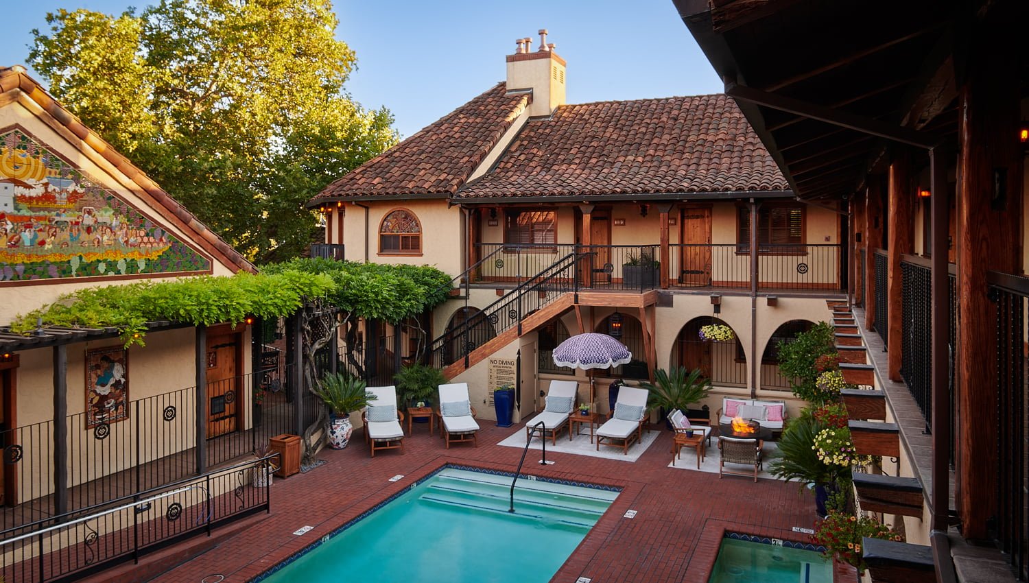 Rancho Caymus Inn | Boutique Napa Valley Hotel