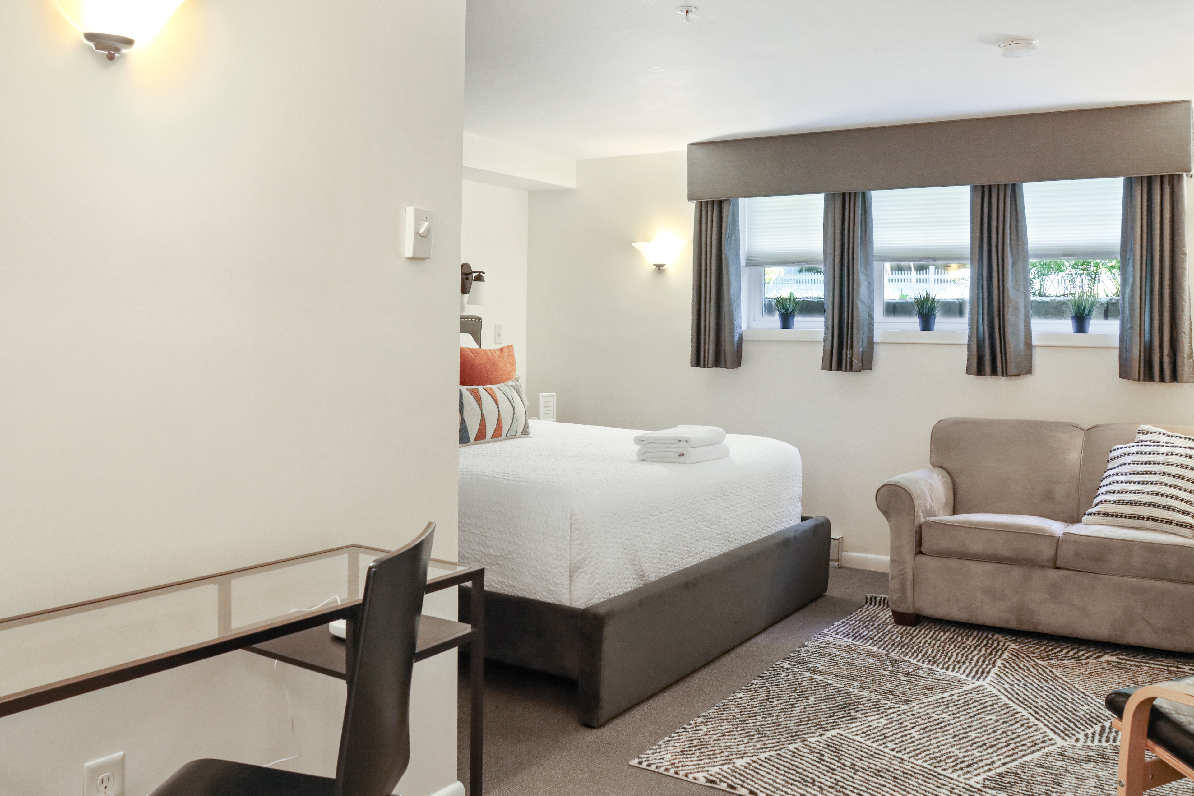 The Beverly - Beverly Hotel Accommodations in Massachusetts | Extended ...