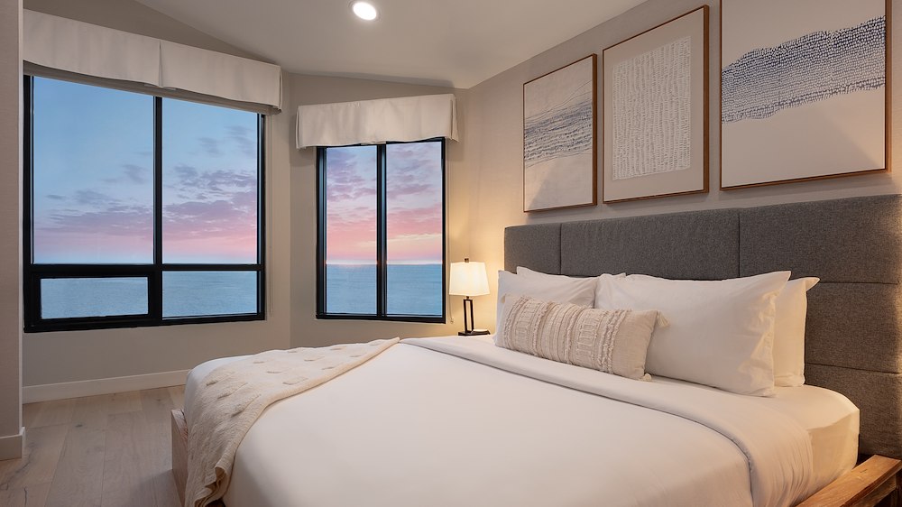 Modern Rooms at WAVE Marblehead | Comfort & Style