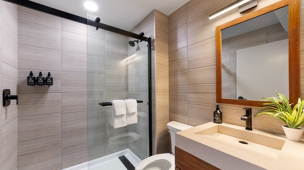 Modern Rooms at WAVE Marblehead | Comfort & Style