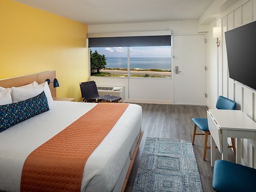 Provincetown Hotel on Cape Cod | Harbor Hotel Provincetown