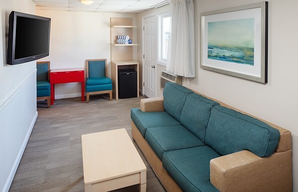 Misquamicut Beach Accommodations | Pleasant View Inn