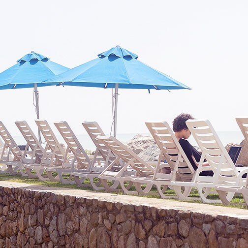 Oceanfront Hotel Near Misquamicut Beach | Pleasant View Inn