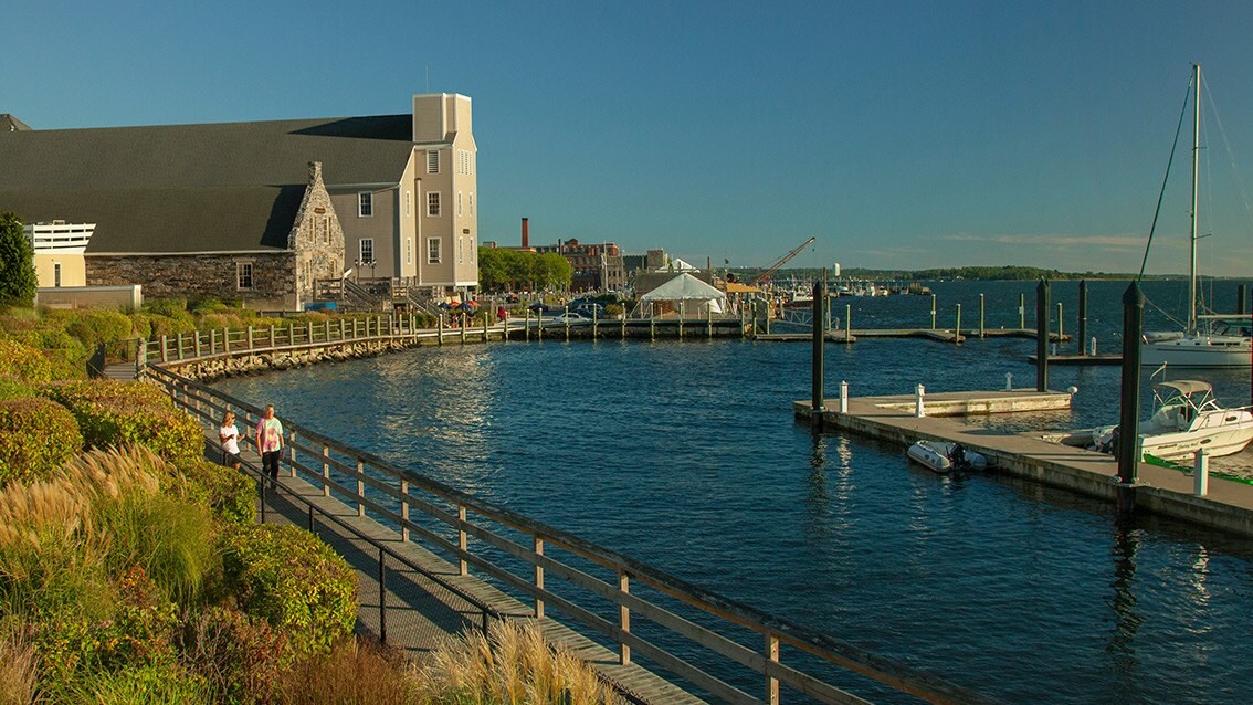 Waterfront Bristol, RI Hotel - Bristol Harbor Inn