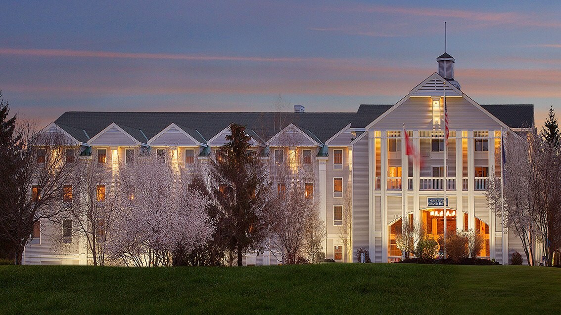 A Mountain-Inspired North Conway Hotel | North Conway Grand Hotel