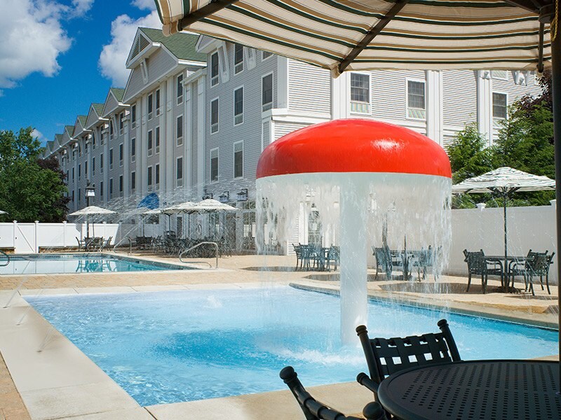 North Conway Hotel with Pools | North Conway Grand Hotel