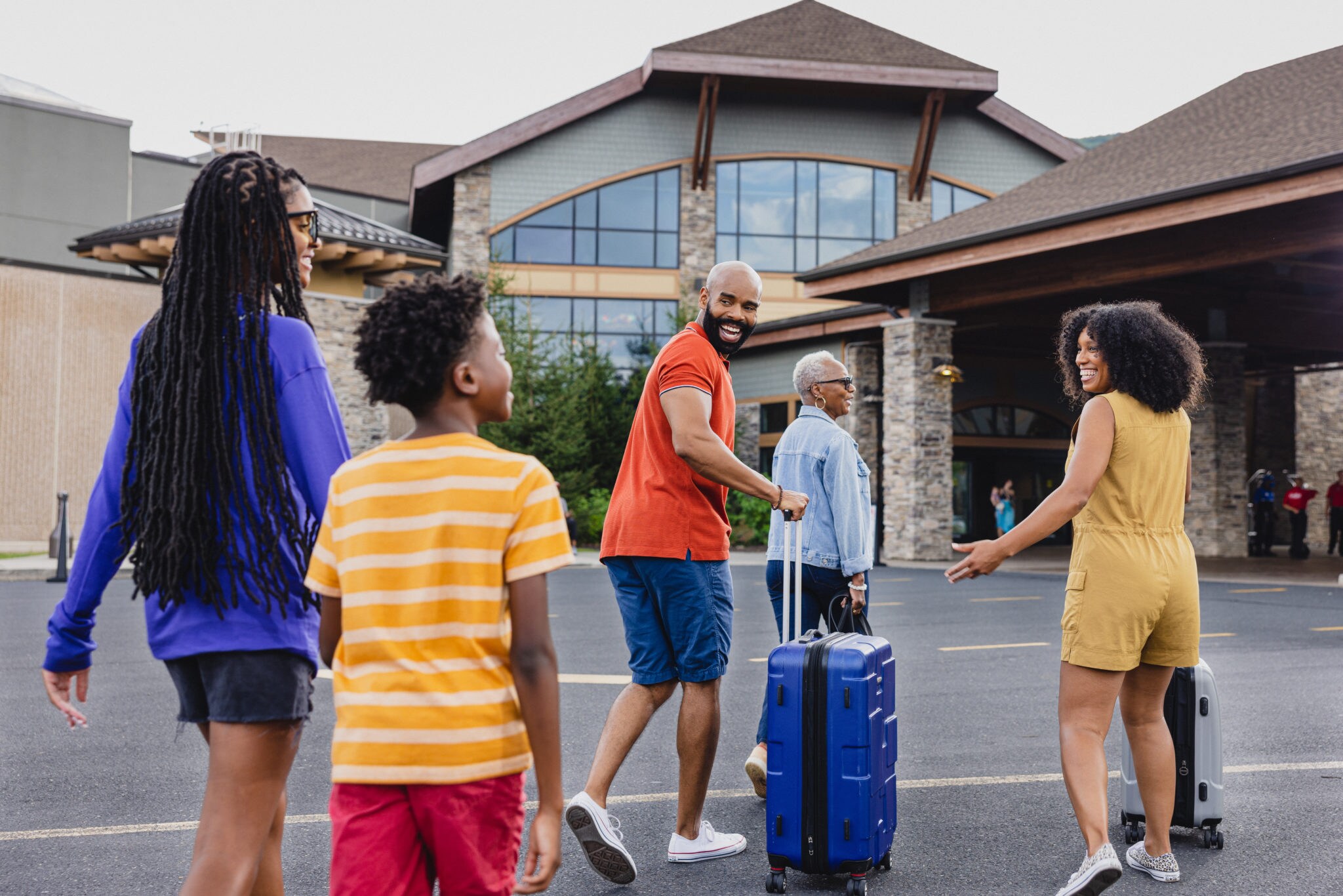Poconos Resort Suites & Condos | Camelback Accommodations
