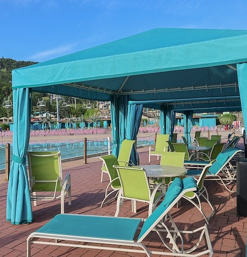 what time does cabana close