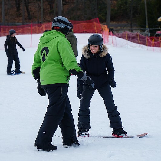 Group Ski Lessons | Poconos Ski School – Camelback
