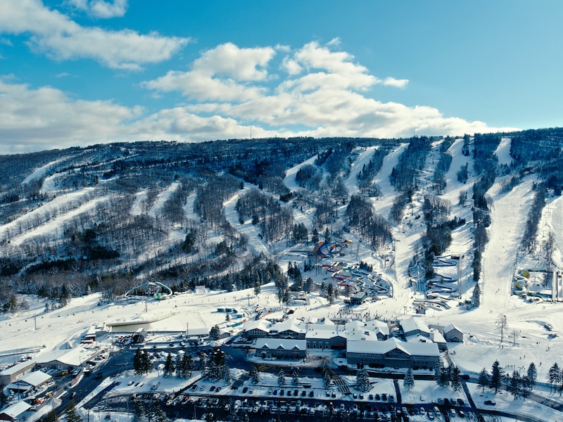 Camelback Resort Opens Winter Season: First Tracks in Poconos